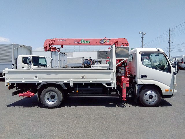 [クレーン付 平ボディ] H23 デュトロ 古河ユニック製 4段ラジコン 2.9t吊 差し違いアウトリガー リアジャッキ付 積載3t 標準ロングボディ | 株式会社東洋車輌